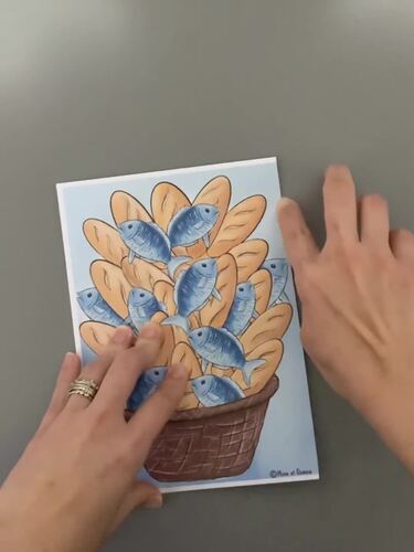 Jesus Feeds 5000 Miracle 5 Loaves and 2 Fish Folding Surprise Bible ...