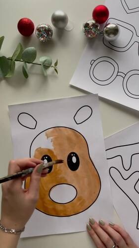 Doodle Reindeer for Winter: Design Your Own Rednosed Reindeer - Art ...