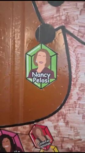 Women's History Month Classroom Door Decoration - 28 Influential Female ...