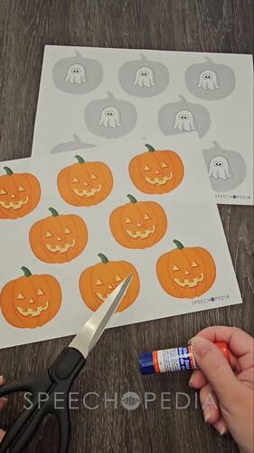 Spooky Halloween Themed Flashlight Activities: Easy Prep for Speech ...