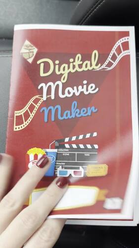 Cadette Digital Movie Maker Badge by Danielle Lyons | TPT