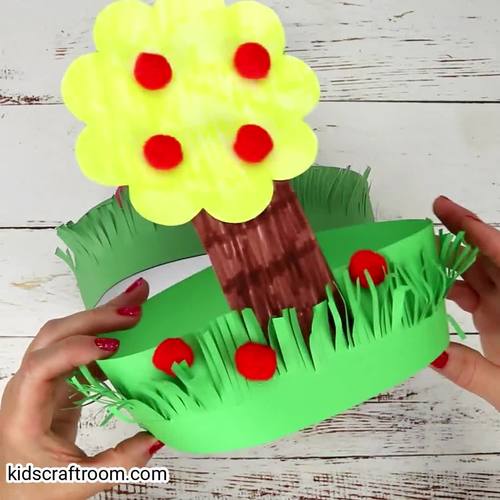 Apple Tree Hat Craft - Cut and Paste Activity - Autumn/Fall Craft ...