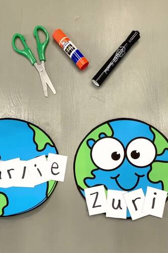 Earth Day Name Craft | Preschool and Kindergarten Earth Day Name Craft