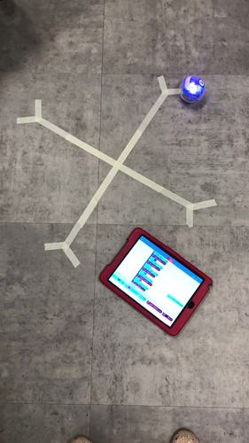 Sphero Snowflakes | Snowflake STEM Challenge | Sphero Lesson Plans