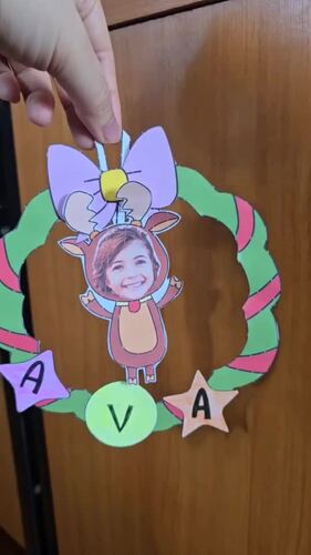 Christmas Wreath Name Craft:Coloring pages:Name Writing:Bulletin Board ...