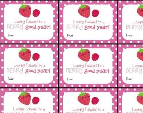 Fruit Snacks Beginning of Year Gift Tag- Looking forward to a berry ...