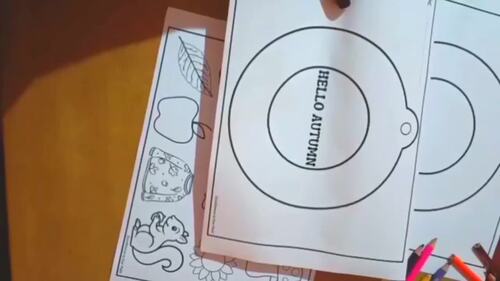 Fall Paper Wreath Craft | Printable Autumn Leaves Activity for Kids