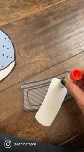 The Snowy Day | Snow globe craft | Winter writing by victoria moore