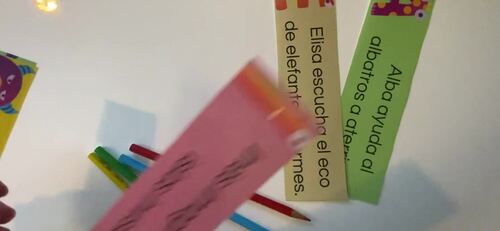 Tarjetas con frases divertidas para aprender las letras by Magic Languages