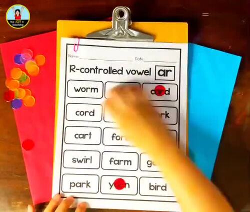 R-Controlled Vowel Word Hunt Worksheet by The Joy in Teaching | TPT