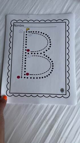 Uppercase Letter Formation Practice Sheets or Booklet- Spanish | TPT