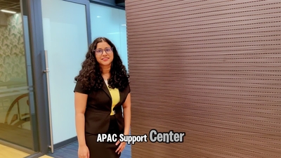 Behind-the-scenes tour of the APAC Support Center - Esri Videos: GIS ...